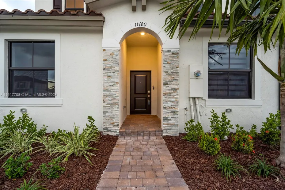 11789 SW 245th Ter, Homestead Princeton Miami | Echo Fine Properties