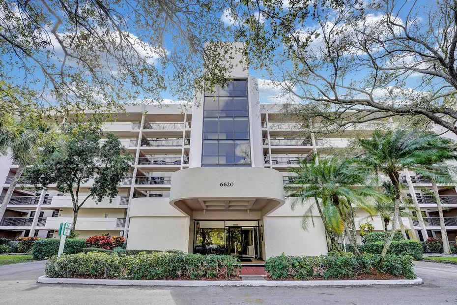 6620 Boca Del Mar Drive, Boca Raton Boca Del Mar | Echo Fine Properties