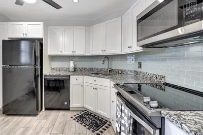 The Falls of Inverrary Lauderhill 45 Homes for Sale | Echo Fine Properties