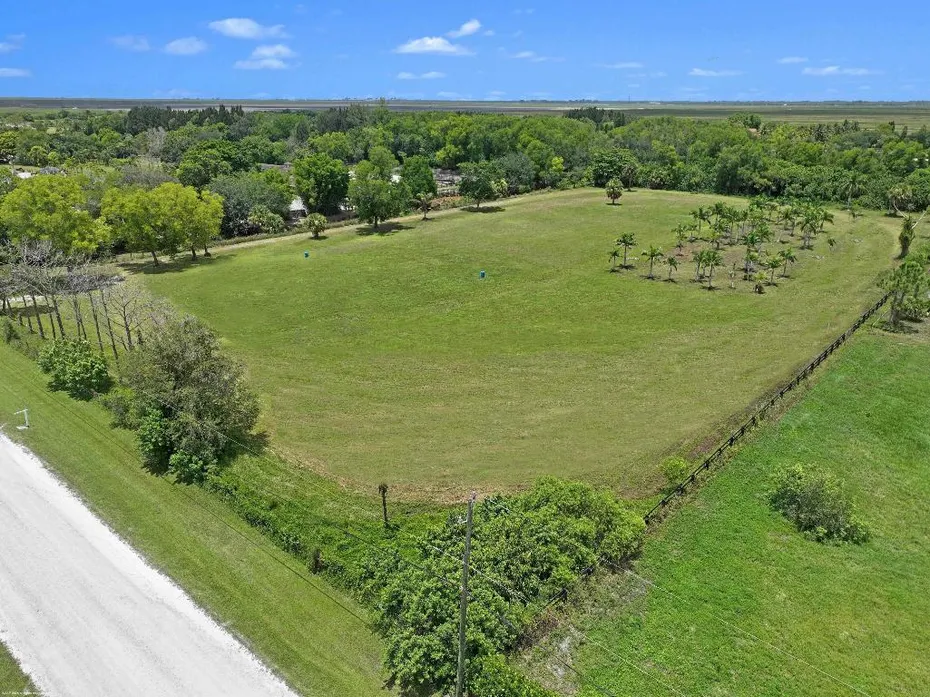 16495 Hollow Tree Lane #R10988295 - Palm Beach County Real Estate