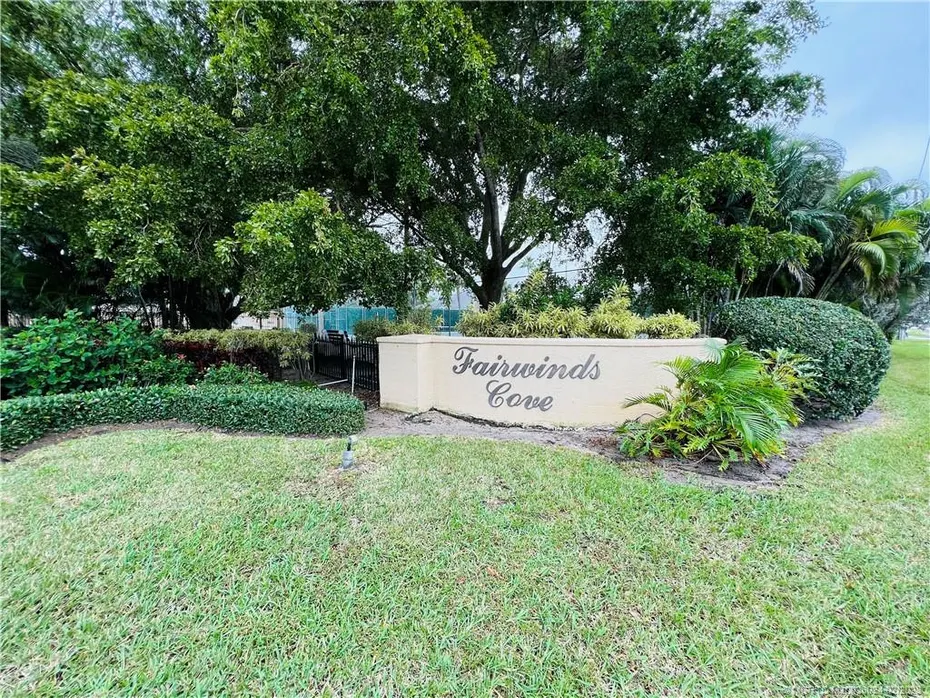 3432 NE Causeway Blvd., Jensen Beach Fairwinds Cove | Echo Fine Properties