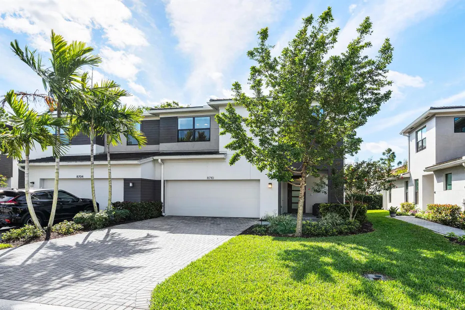 8710 Corvus Drive, Lake Worth Lake Worth Rentals | Echo Fine Properties