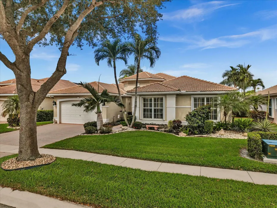 13203 Alhambra Lake Circle, Delray Beach Valencia Falls | Echo Fine ...