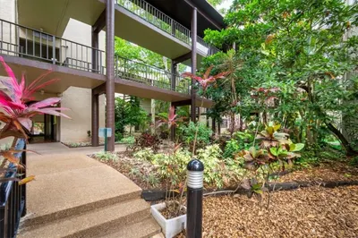 The Falls of Inverrary Lauderhill 44 Homes for Sale | Echo Fine Properties