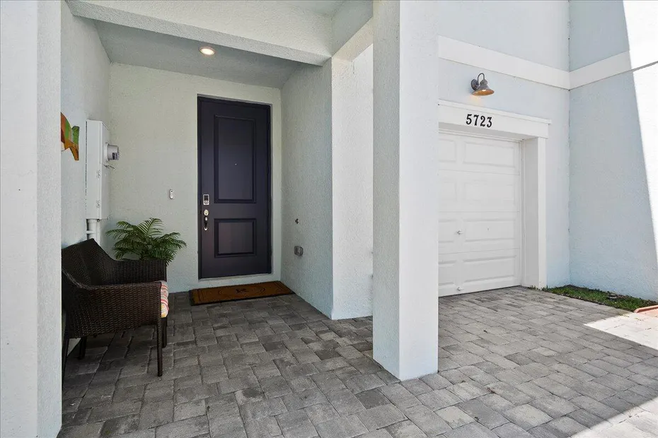 5723 SE Edgewater Circle, Stuart Edgewater Pointe | Echo Fine Properties