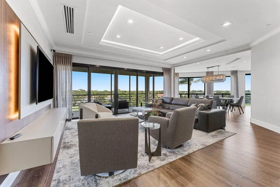 7383 Orangewood Lane, Boca Raton Chateau | Echo Fine Properties