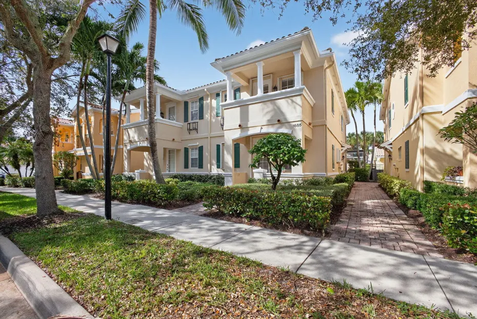 1685 Jeaga Drive, Jupiter Jupiter | Echo Fine Properties