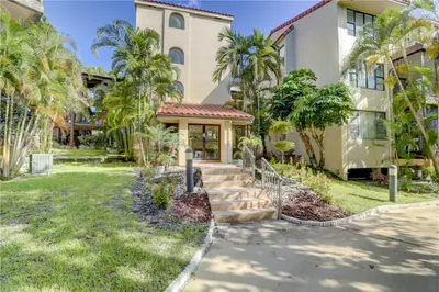 The Falls of Inverrary Lauderhill 45 Homes for Sale | Echo Fine Properties